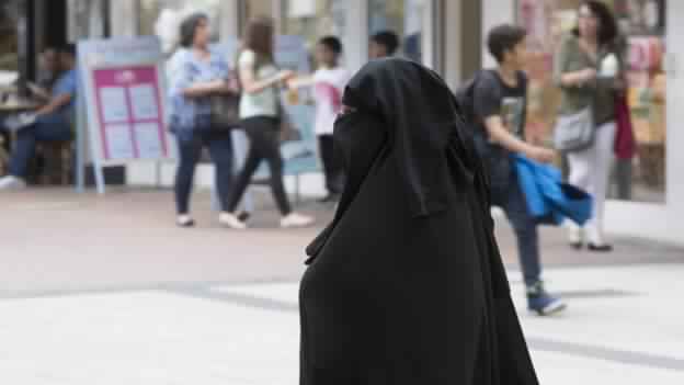 Le Maroc interdit la confection et la commercialisation de la burqa Le Maroc interdit la confection et la commercialisation de la burqa