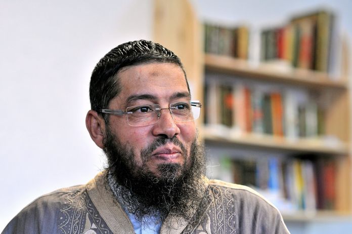 Et si l’imam Mahjoubi était marocain ou algérien aurait-il été expulsé